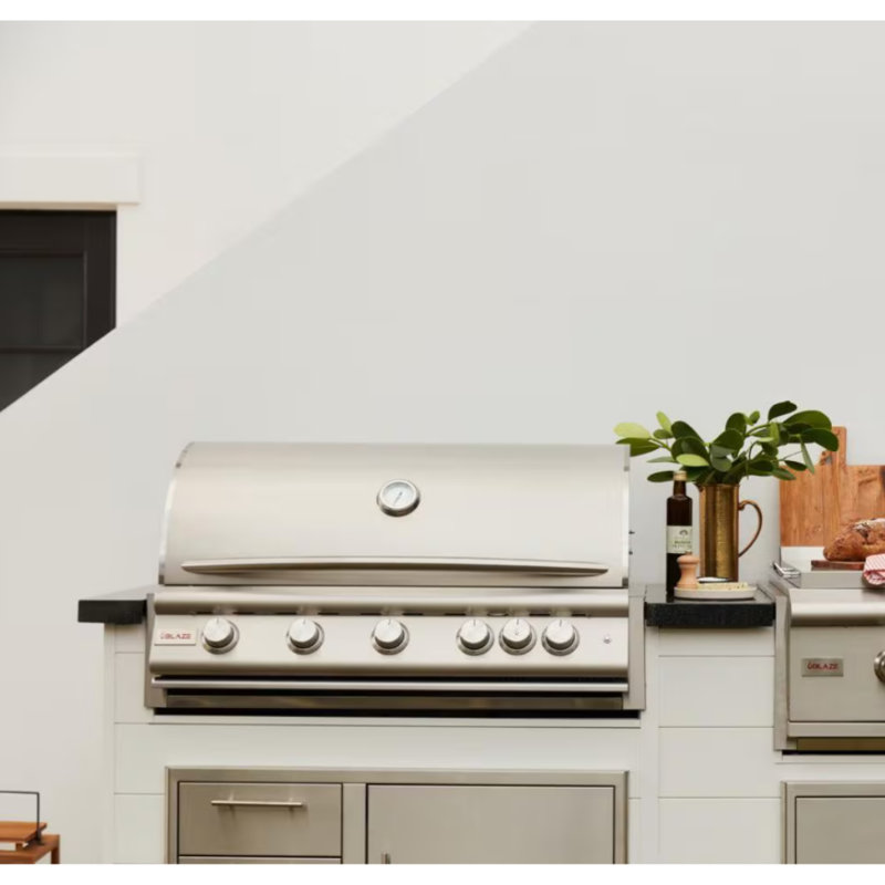 Blaze Grills Blaze Premium LTE 40" Propane Built-in Grill 6-Piece Outdoor Kitchen Package ...